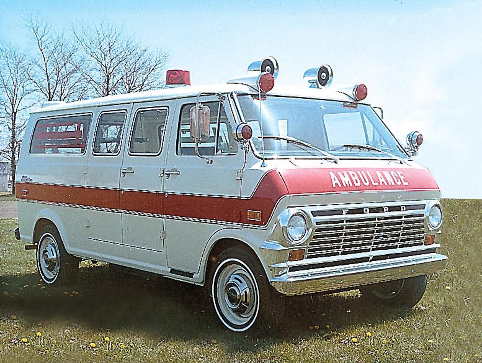 1972: Collins “Crusader” Type-II Van – EMS Museum
