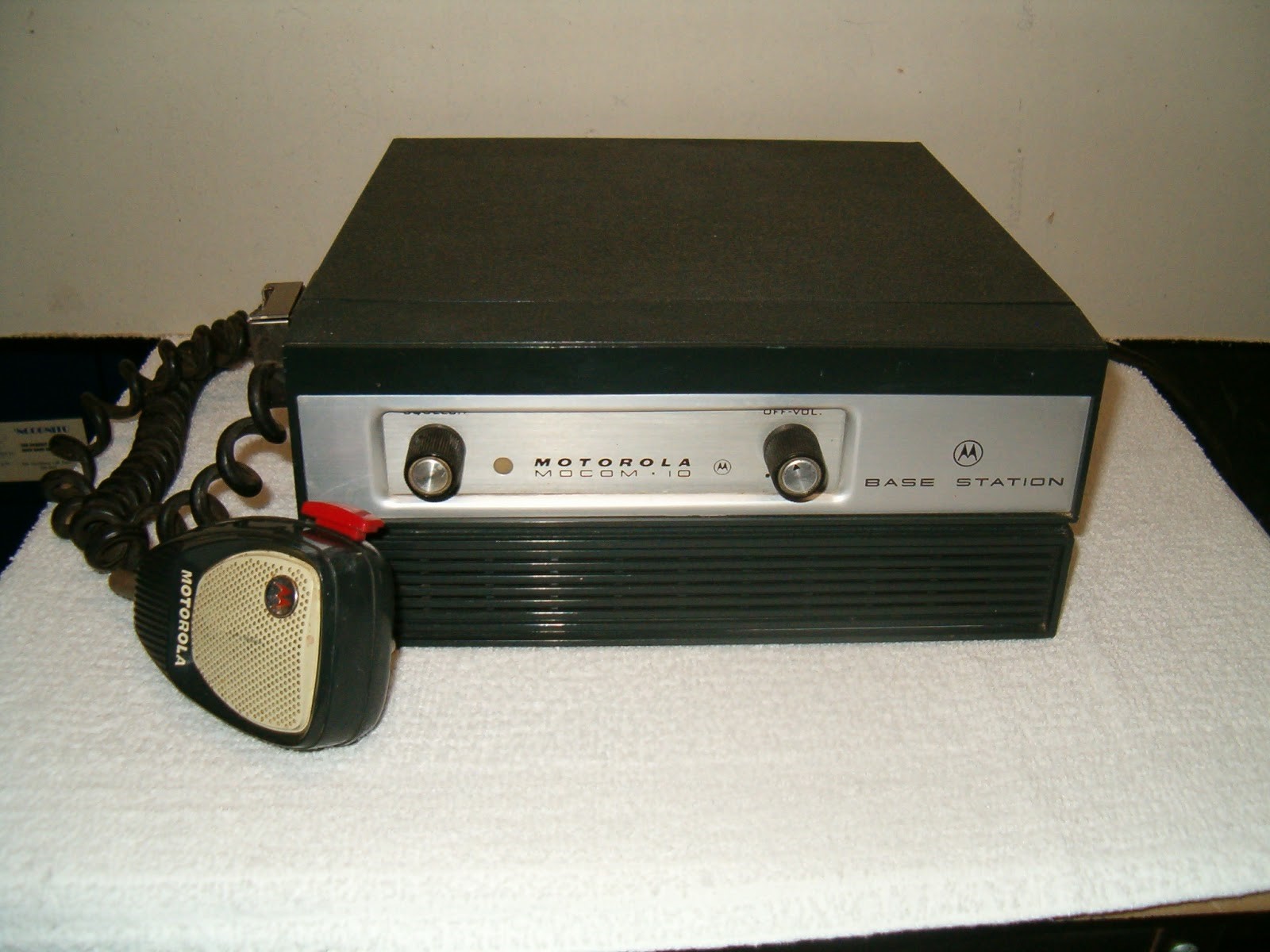 Motorola MOCOM Base Station – EMS Museum